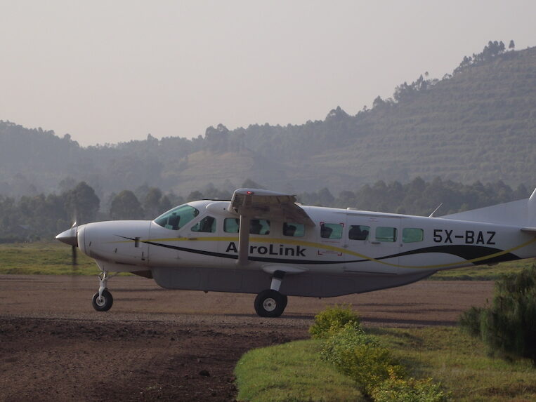 Uganda Flight Safari Gorilla, Fly-in BIG 5 Wildlife Tour- 12 Days ...